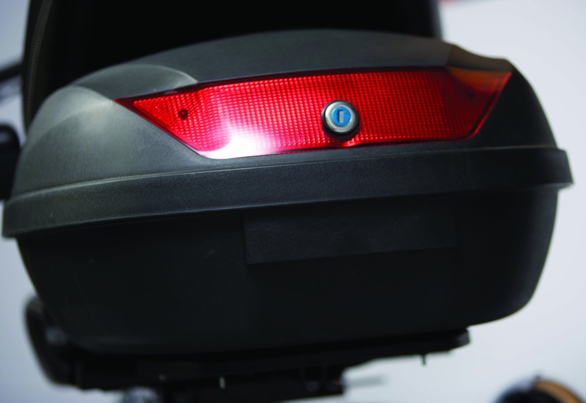 8mph Dive Medical Sport Rider – Mobility Scooters 4u